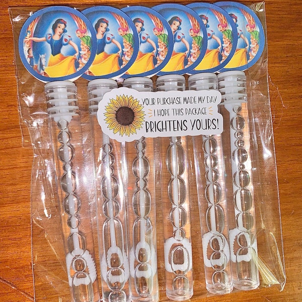 5 Snow White Bubble Wands - Snow White Party Favors - Bubbles Favors ...