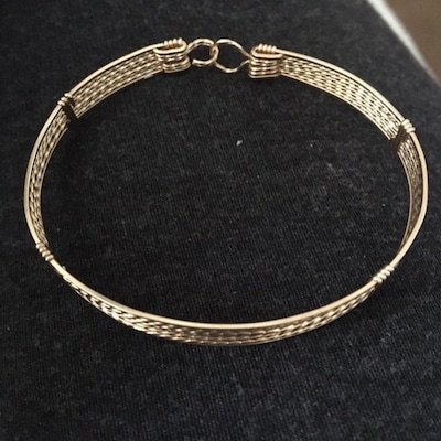 Gold Wire Bracelet Wirewrapped Bangle Unique 14kt Gold Filled Wire ...
