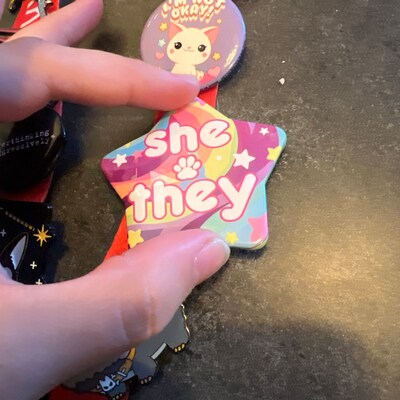 2 X 2 Holographic Furry Pronoun Button Pins - Etsy UK