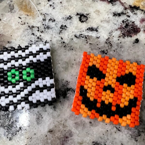 Pattern Diagram Tropical Flower Tiles, English Language, Beading, Odd ...