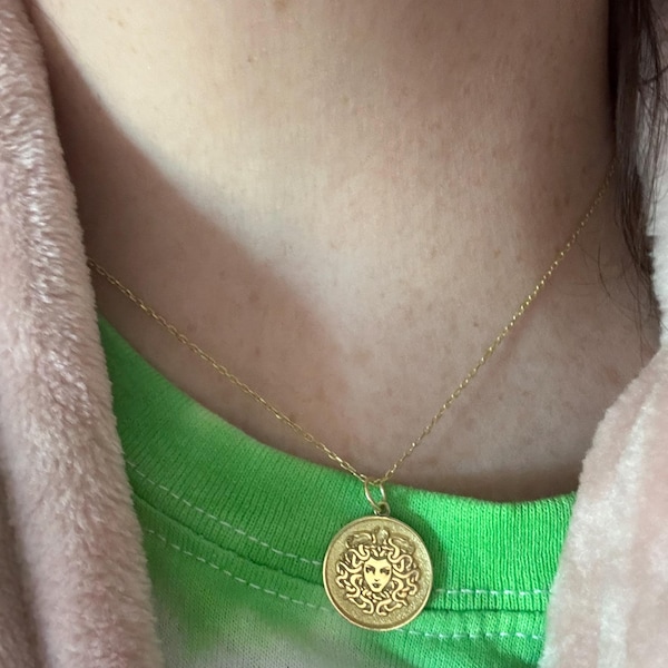 14k Gold Medusa Necklace, Personalized Medusa Pendant, Medusa Mythology ...