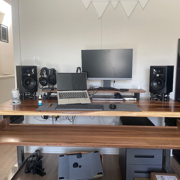 Sit-stand L-shaped Studio Corner Desk | 3-leg Imovr Base | Recording ...