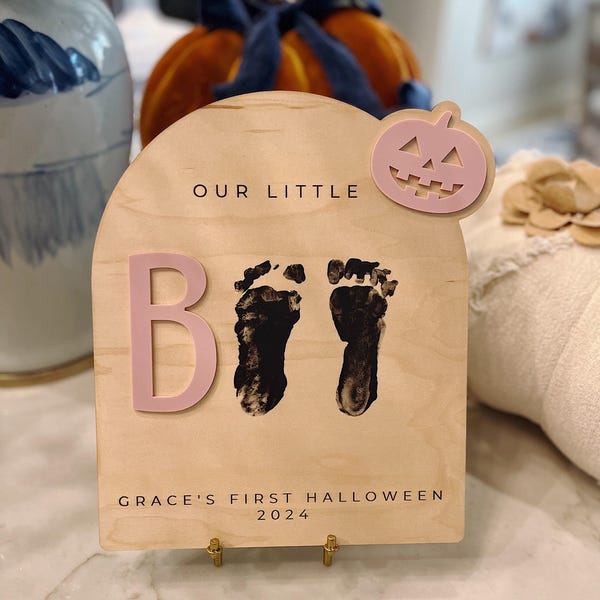 Halloween Footprint or Handprint Art Sign | Trick or Treat | My Little ...