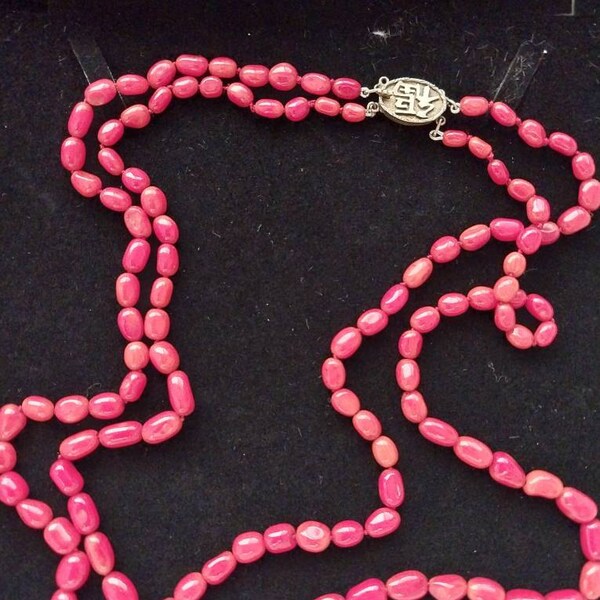 Mikimoto Akoya Pearl Necklace in Original Mikimoto Box. 1950s With Silver Clasp With Mikimoto ...