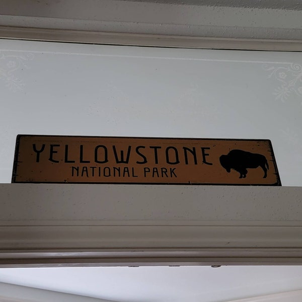 Buffalo Yellowstone National Park Wood Sign, Personalized Favorite Park ...