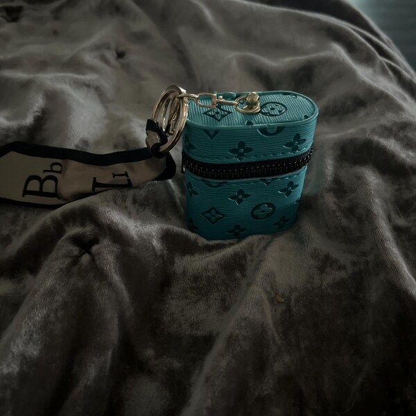 Luxury Windmill Bucket Lipstick Holder Keychain | Great Gift| Pom Pom ...