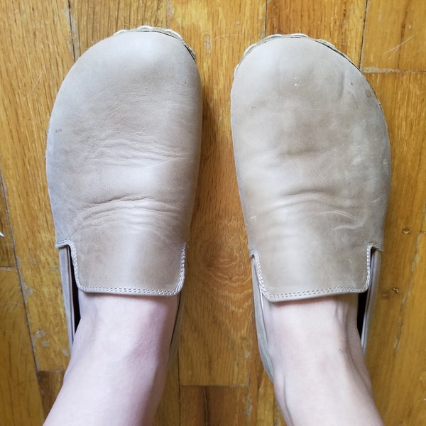 Women Barefoot Tan Minimalist Shoes, Wide Toe Box Comfy Shoes, Handmade ...