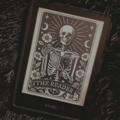 The Reader Kindle Lock Screen Tarot Full Screen EPUB File Ready to Use ...
