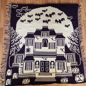 Haunted Hilltop Horror House Overlay Mosaic Crochet Pattern - Etsy