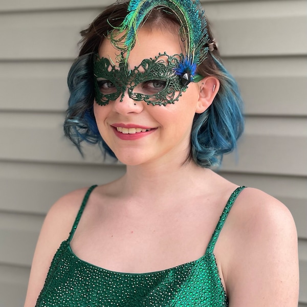 Emerald Green Feather Mask Women, Green Masquerade Mask Woman, Emerald ...