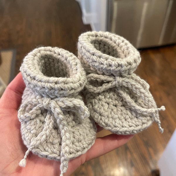 Crochet Baby Booties, Gender Neutral Boots, Winter Baby Shoes, Neutral ...