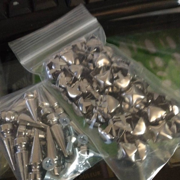 7mm Tall Silver Cone Spikes. Single Spike With Screw. Studsandspikes ...