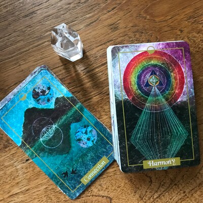 Illuminated Earth Oracle Card Deck Oracle Deck Oracle Cards Tarot Deck ...
