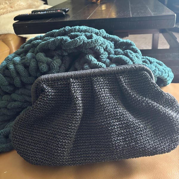 Floral Embroidered Straw Black Raffia Bag for Woman, Flower Embroidered ...