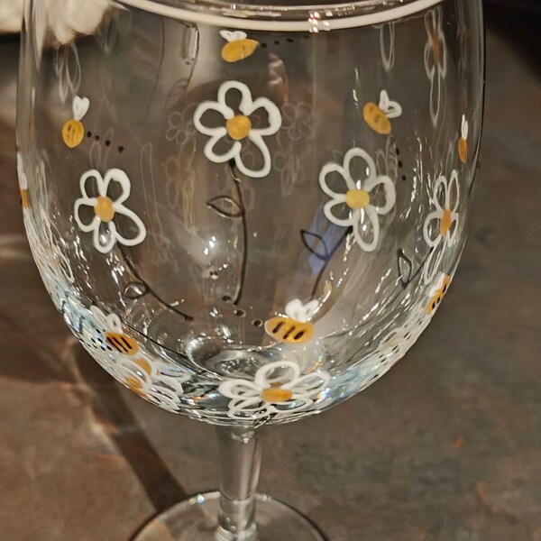 Daisy and Bee Gin Glass Hand Painted and Designed by Luci Lu Designs ...