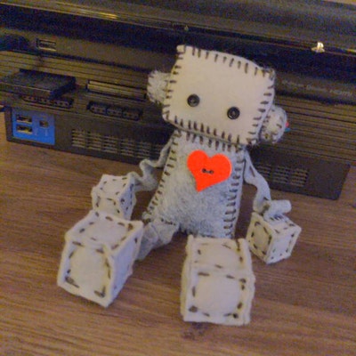 DIY Kit Felt Robot Make Your Own Robot Plush Includes Pattern and ...