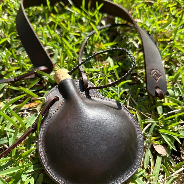 PDF Pattern: Leather Costrel/flask/bottle. Files to Cut by Hand or With ...