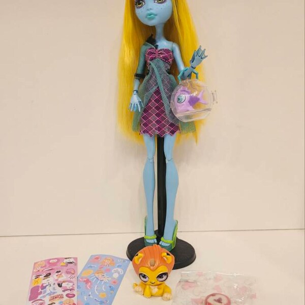 PICK YOUR OWN | Monster High Shoes | Vintage Dolls | Mattel | Monster High | Mh Dolls | Vintage ...