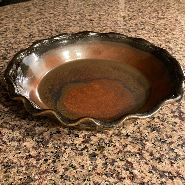 Handmade Pottery | Large Pie Plate (9 Colors) - Etsy