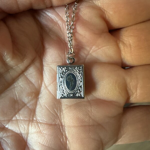 Sterling Silver Art Deco Locket, Personalised Round Photo Locket, 1920s ...