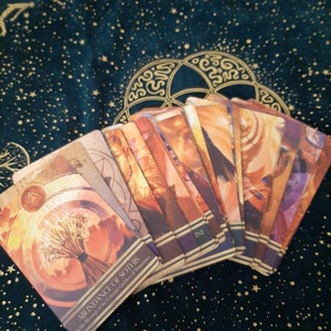 Isis Oracle Cards & Guidebook Set Tarot Card Deck Book Kit Magick Magic ...