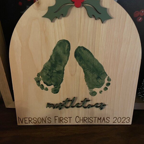 Mistletoes Baby Footprint Mistletoe Craft Baby's First Christmas Craft ...