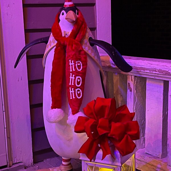 Santa Scarf With Bells Red Soft Fuzzy Christmas Accessory Jingle Red ...
