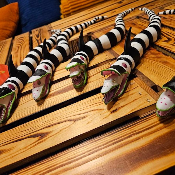 Space Worms!! Articulated 3D ( Beetlejuice Sandworm Inspired ) Fidget ...