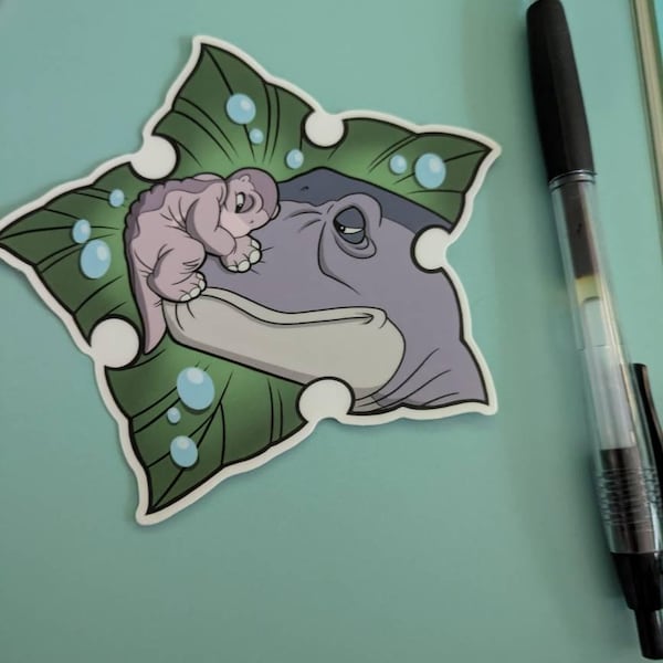 The Land Before Time Inspired Littlefoot and Mother Cartoon Tree Star ...