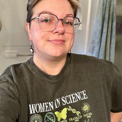 Comfort Colors® Lift Heavy Be Happy Shirt Women's Pump - Etsy