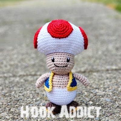 CROCHET PATTERN Toad Super Mario Bros PDF File English, French - Etsy