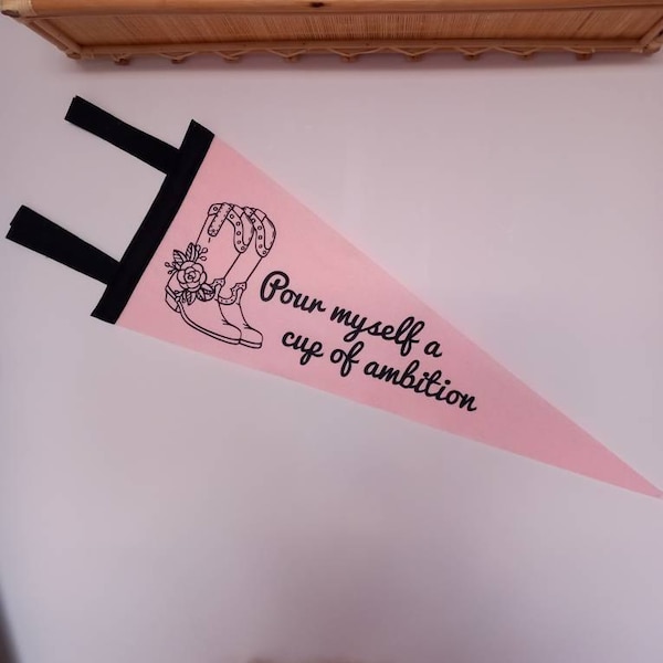SCREAM Pennant Flag / Felt Pennant / Wall Hanging / Ghostface ...