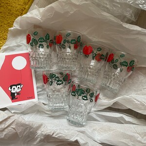 MCM Design, Mod, Red, White and Blue Decor, Mid Century, Groovy Design ...