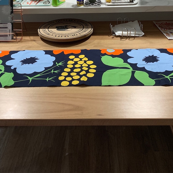 Marimekko Poppy Table Runner. Vintage Style - Retro Decor. - Etsy