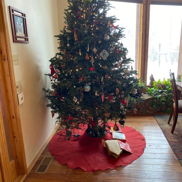 60 Red Burlap Christmas Tree Skirt - Etsy
