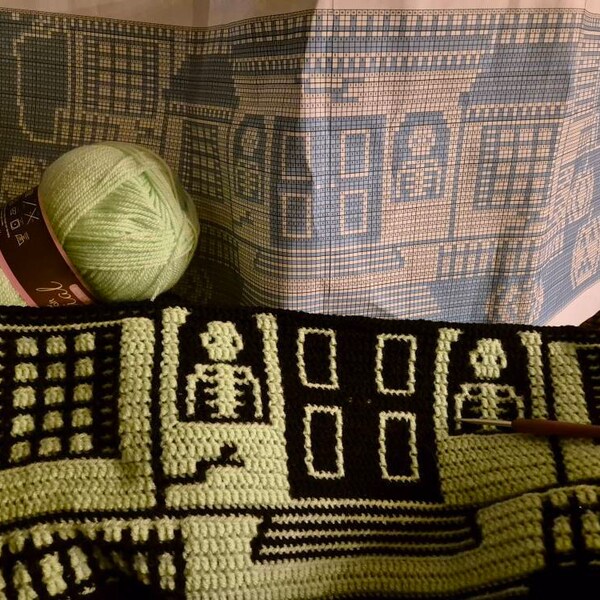 Haunted Hilltop Horror House Overlay Mosaic Crochet Pattern - Etsy