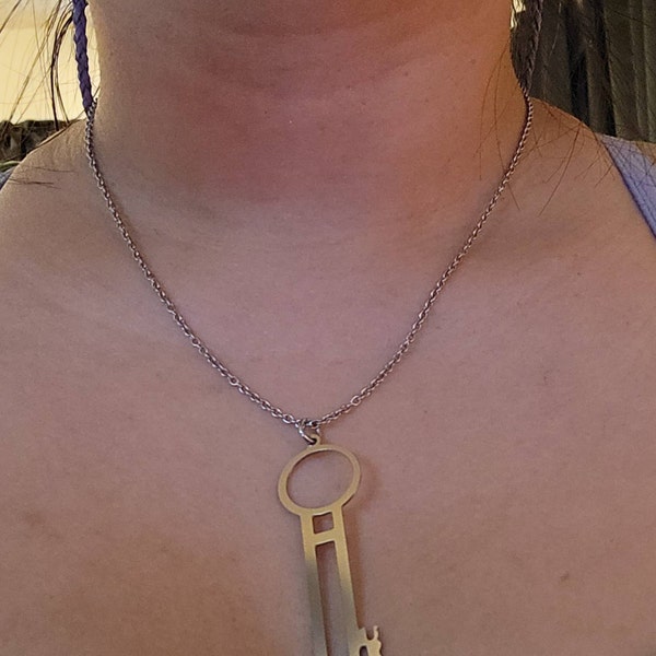 Secret of Nimh "sparkly" Necklace - Etsy