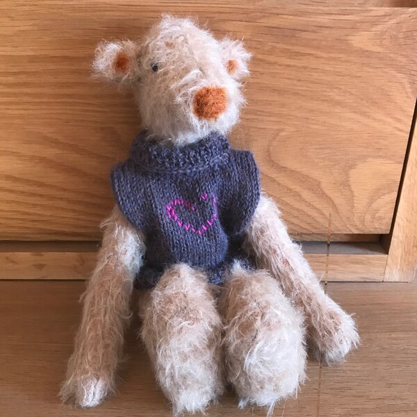 Japanese Large Anime Bunny Tooti by Jenny Lee of Jennylovesbenny Artist ...