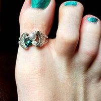 Toe Rings Stacking Toe Ring Cream Pearl Toe Ring Bridal Toe - Etsy Canada