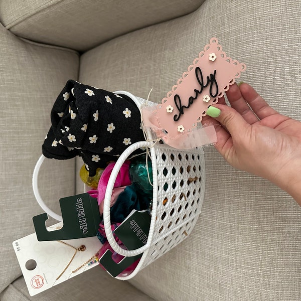 Lacey Tag- Acrylic Basket Tag With Custom Name - Etsy