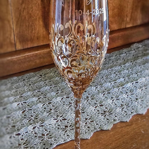 Personalized Wedding Gifts Flutes for Bride and Groom Engraved Wedding ...