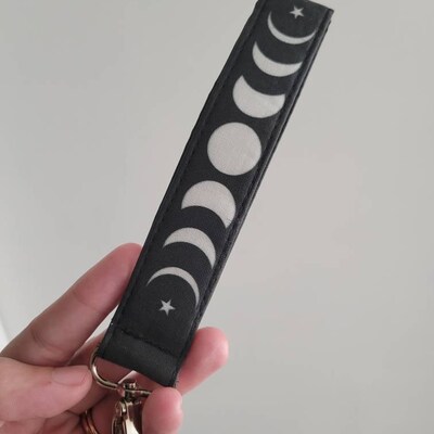Moon Keychain Wristlet Moon Phase Key Fob Witchy Things Moon Lanyard ...