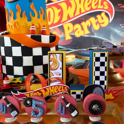 Friends Cake Topper, Why God Why Joey Birthday Party, Friends TV Show ...