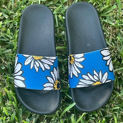 Psychedelic Mushroom Slippers Women, Men Slippers, Comfy House Shoes ...