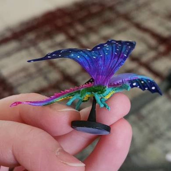 BEHOLD! A Faerie Dragon Miniature! Hand Painted or Primed - D&D / TTRPG ...