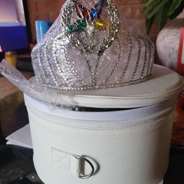 LOCOP Grand Worthy Tall Crown With Gavel New Color Edition in Ladies of ...