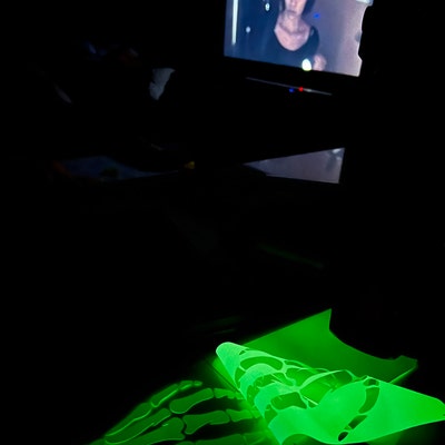 Long Stem Red Rose Download Vector Cut File, Bmp, Png, Jpg Cricut ...