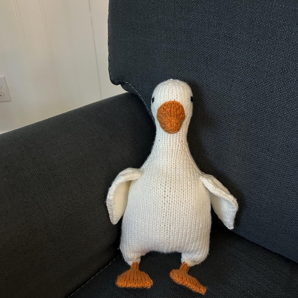My Lovely Goose Toy KNITTING Pattern ROUND Version | Handmade Amigurumi ...