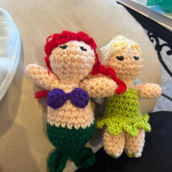 Colonial Sisters Inspired Crochet Dolls - Etsy