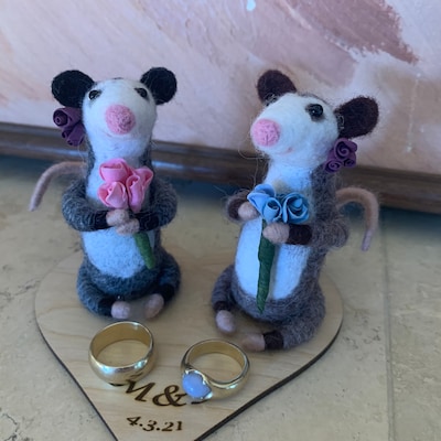 Possum Wedding Cake Topper Opossum Groom and Bride Wedding - Etsy